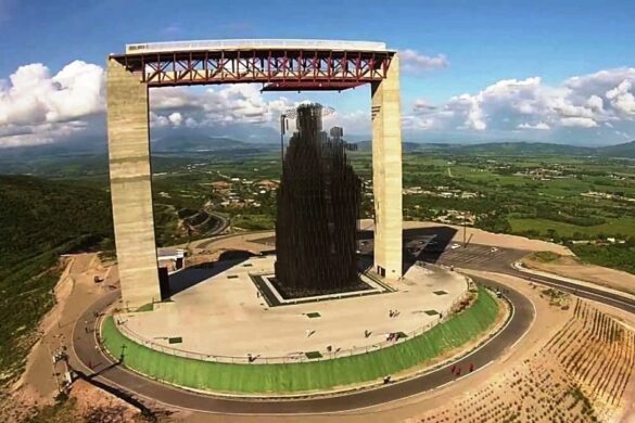Monumento Divina Pastora Archives - Haiman el Troudi