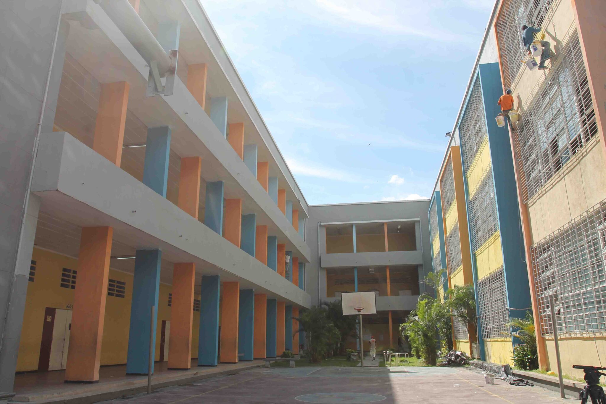 Liceo Fermín Toro, centro de históricas luchas estudiantiles - Haiman ...