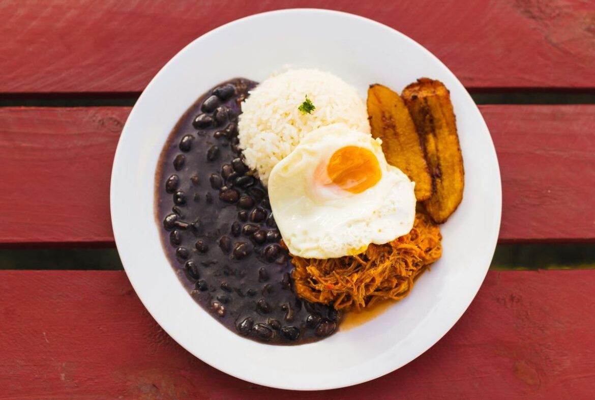 Pabellón criollo, la diversidad cultural en un plato - Haiman El Troudi
