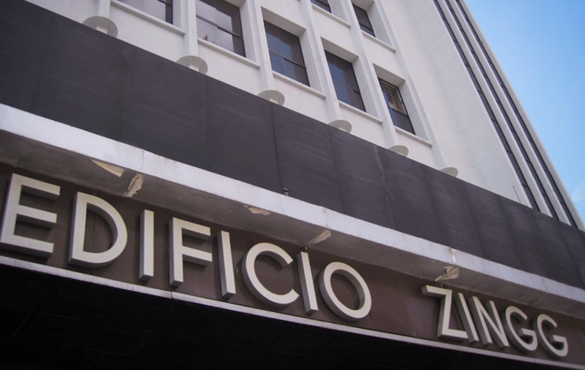 Pasaje Zingg, icónico primer centro comercial de Caracas - Haiman El Troudi